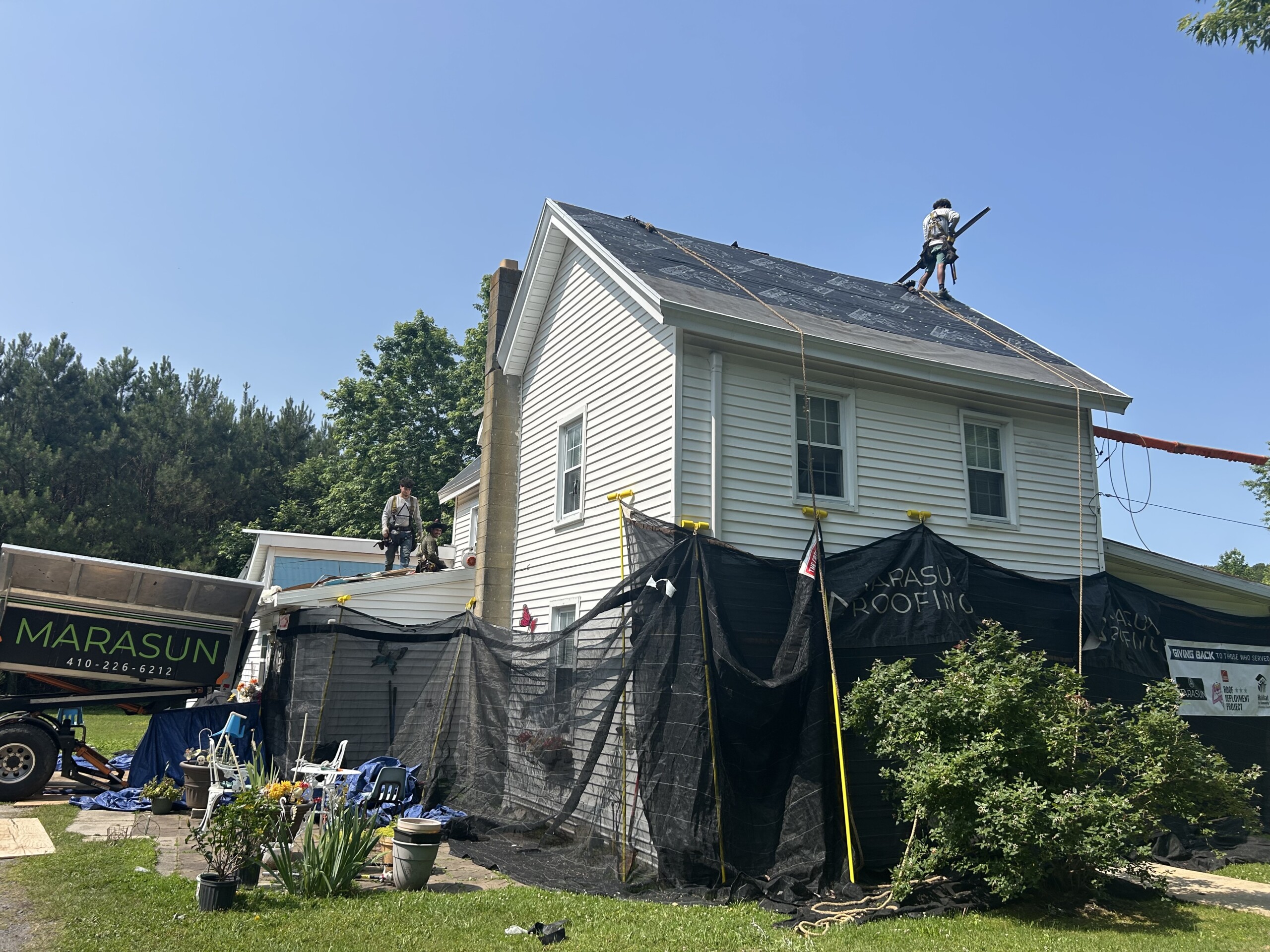 Marion Station Veteran Receives New Free Roof - 47abc